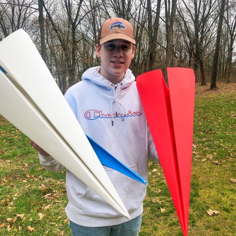 Giant Paper Airplane Activity For Kids LaptrinhX News giant-paper-airplane-activity-for-kids-laptrinhx-news