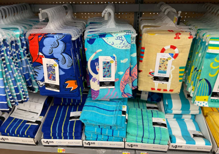 Best Walmart Beach Towels for Summer! Prices as low as $4.88!